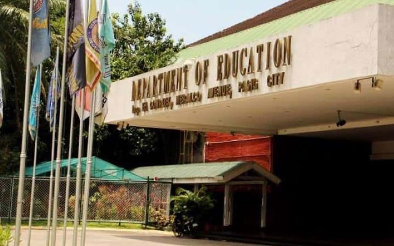 DepEd declares readiness for Oct. 5 opening of classes